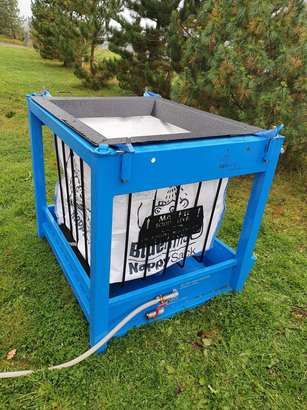 Nappy Sack Frame - BlueRinse Concrete Washout Solutions